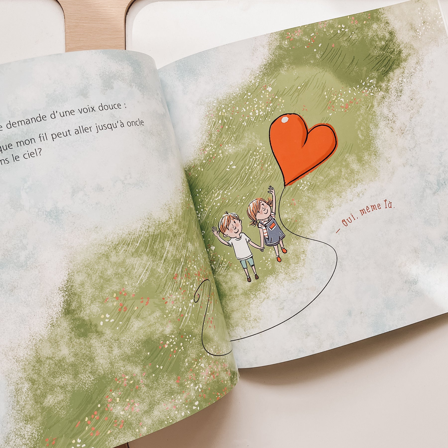 Livre d'histoire - Le fil invisible